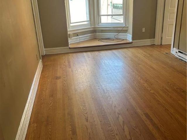 922 W Court Street 2