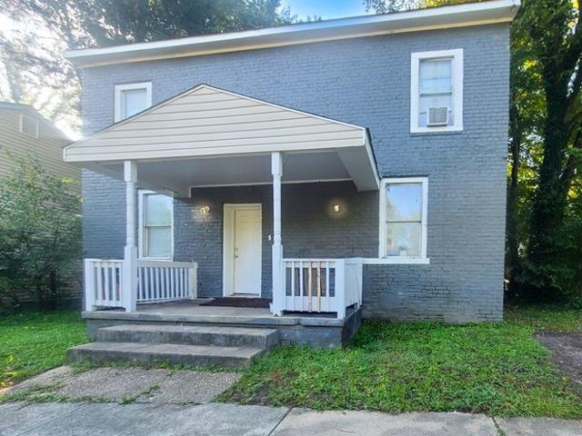 922 Wilcox St, Petersburg, VA 23803