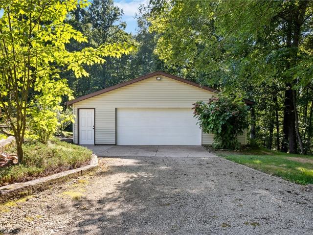 9234 Bailey Road NE