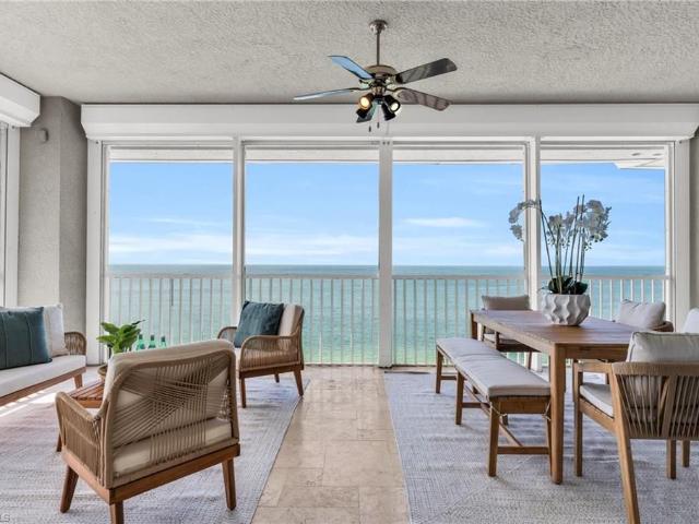 9235 Gulf Shore Dr Unit PH 01, Naples, US, FL