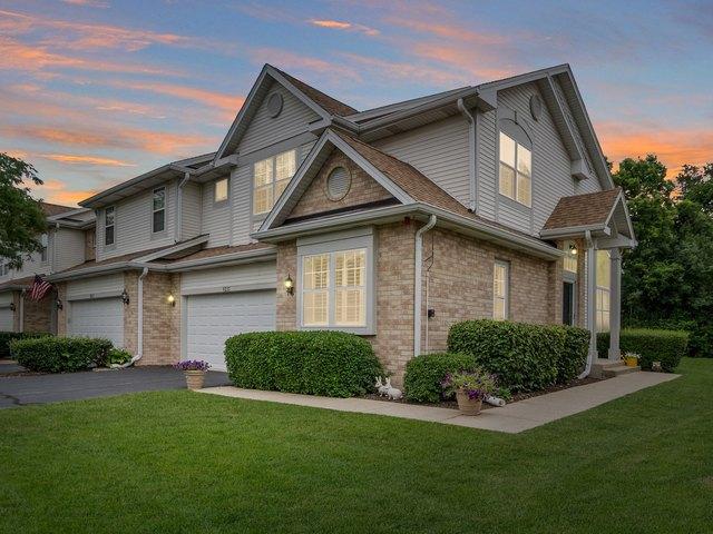 9237 Waterfall Glen Blvd, Darien, IL 60561