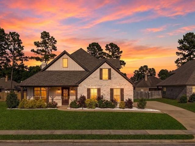 9238 Crescent Lodge Dr, Pike Road, AL 36064