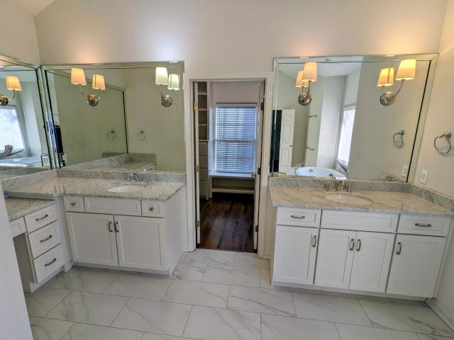 9238 Greensboro Ct