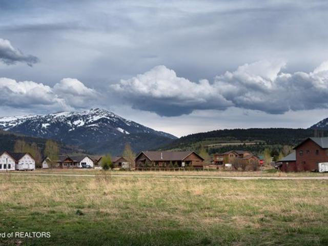 9238 Henley St, Victor, ID 83455