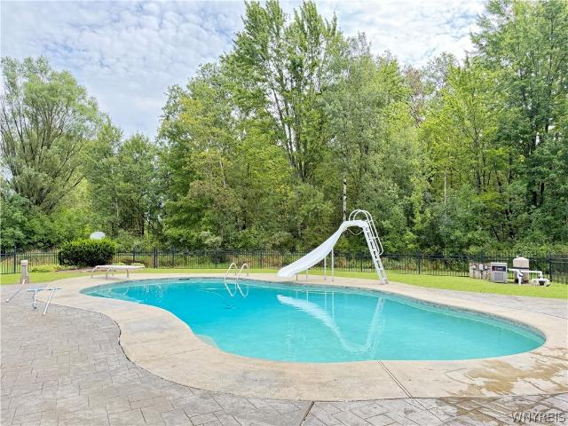9239 Carpenter Road