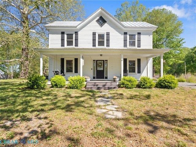 9239 Farys Mill Rd, Gloucester, VA 23061