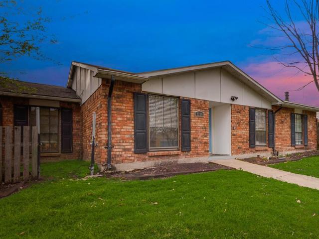 9230 Millwood Dr, Rowlett, TX 75088 | MLS #21203 | Compass