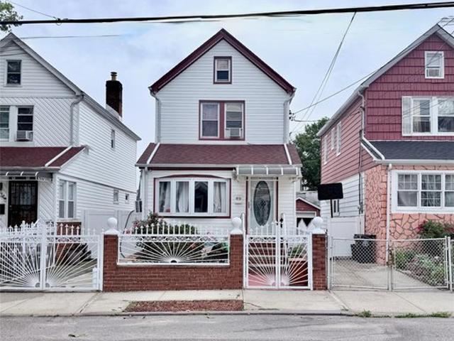 9230 th Pl, Queens Village, NY 11428