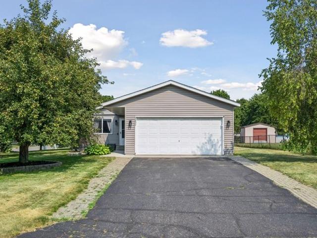 9230 Widgeon Ln, Monticello, MN 55362