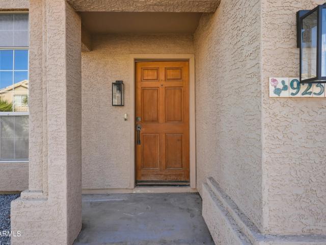 9231 e dreyfus place