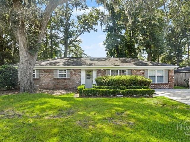 9231 Garland Dr, Savannah, GA 31406