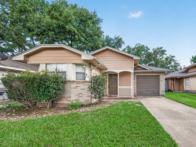 9231 Rippling Fields Dr, Houston, TX 77064