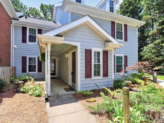 9232 Kings Canyon Dr, Charlotte, NC 28210