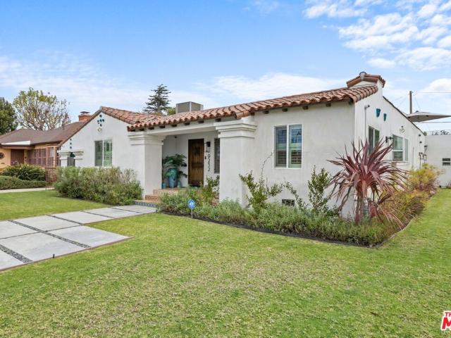 9232 S 8th Ave, Inglewood, CA