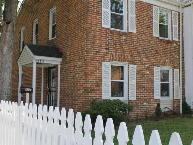 9233 Byrd Dr, Manassas, VA 20110 | MLS #VAMN2010