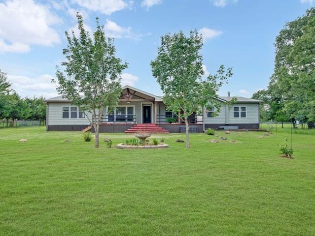 923 County Road 2415, Honey Grove, TX 75446
