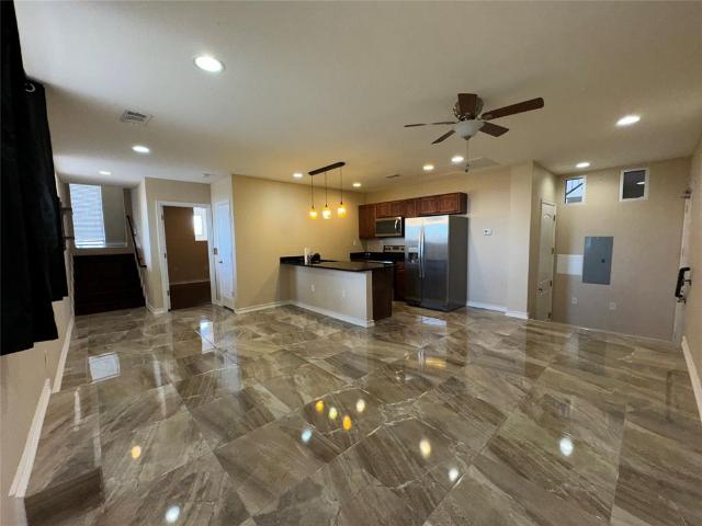 923 College Avenue # 205