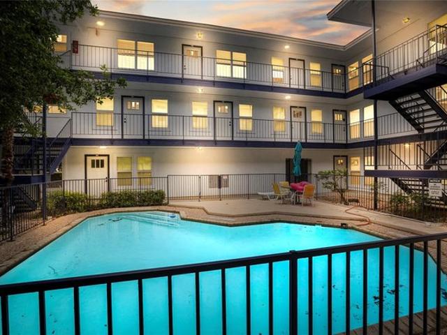 923 E 41st St Apt 102, Austin, TX 78751