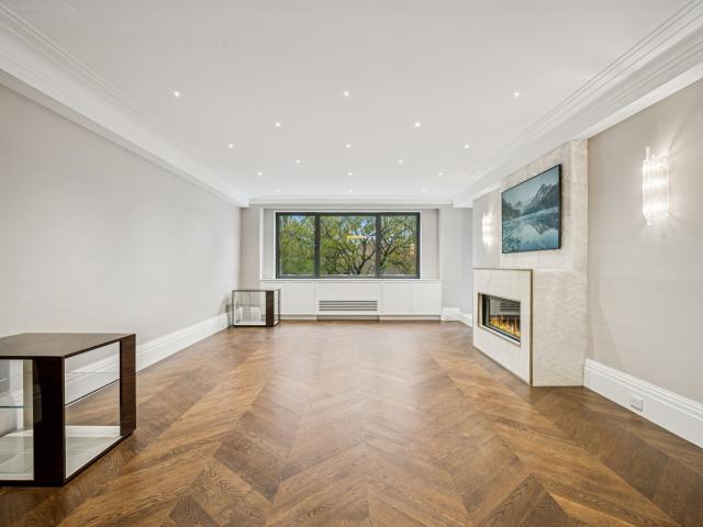 923 Fifth Avenue, New York, NY