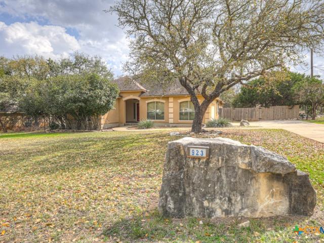 923 Krona Ct, New Braunfels, TX 78132 | MLS #607270 | Compass