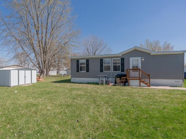 923 Hamlet Circle