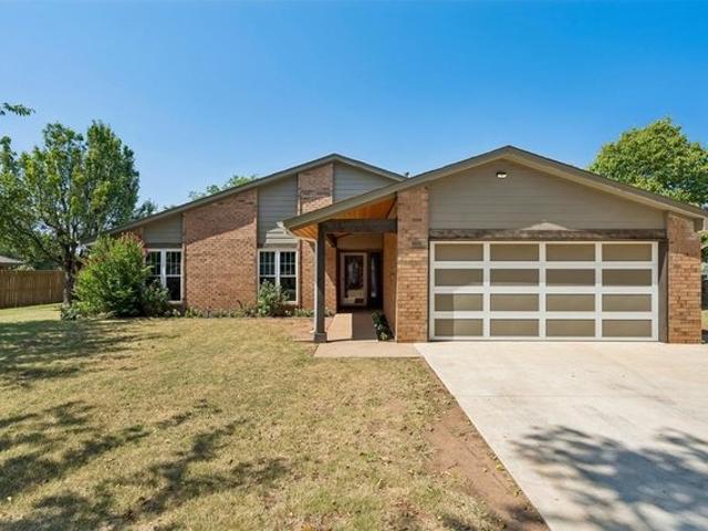 923 NW Harrison Ave, Piedmont, OK 73078