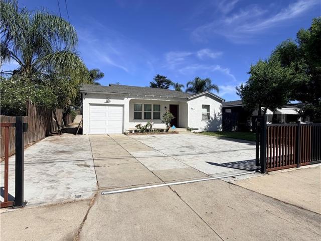 923 S Vine Ave, Ontario, CA 91762 | MLS #TR26072