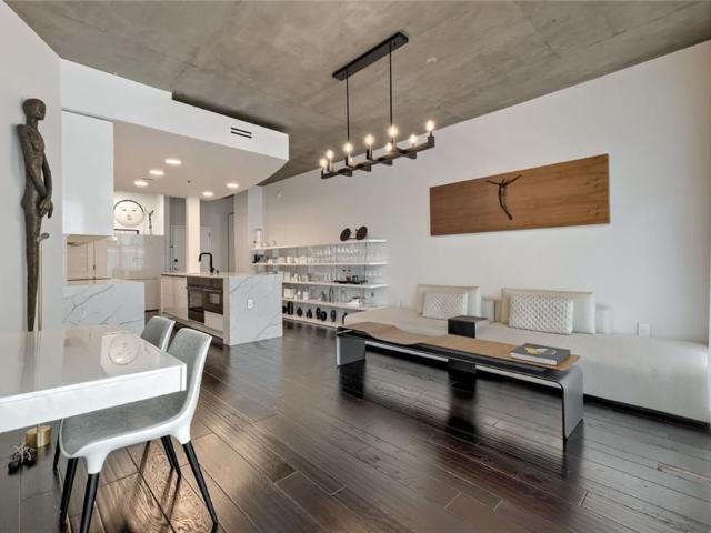 923 Peachtree Street NE 822