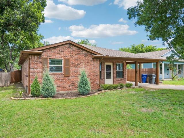 923 Rockwall Street
