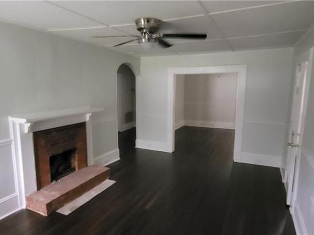 923 Rosewood Place