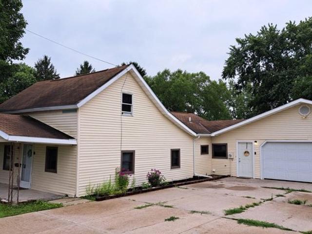 923 W Kohler St, Kenton, OH 43326