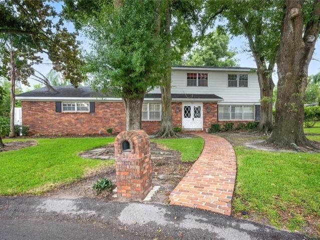 923 Woodmont Ln, Lakeland, FL 33813