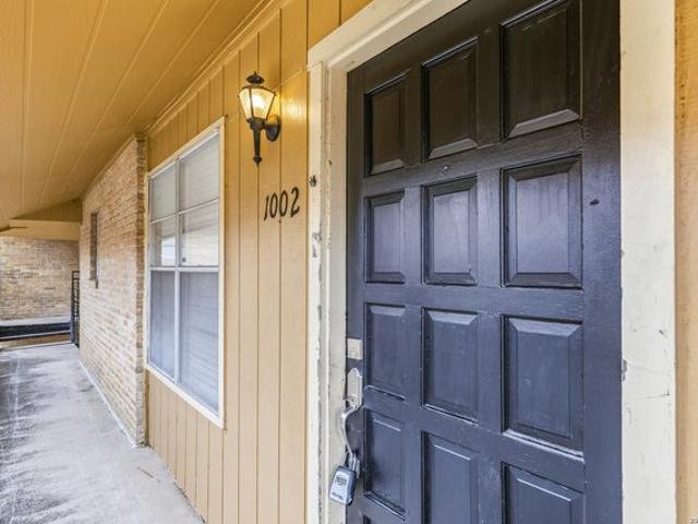 923 Vance Jackson Rd Apt 1002, San Antonio, TX 78201