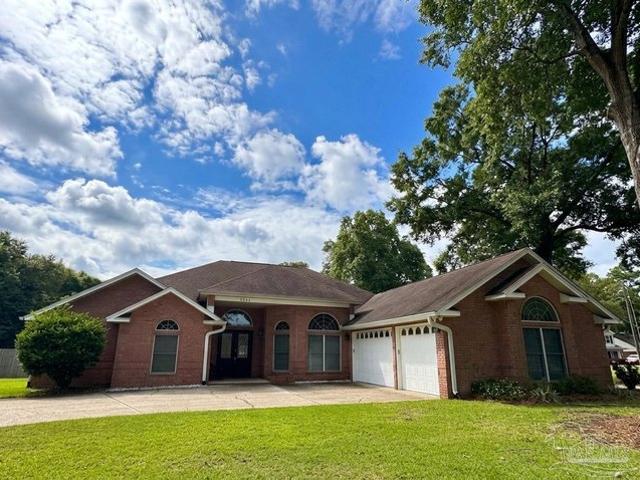 9244 Bell Ridge Dr, Pensacola, FL 32526