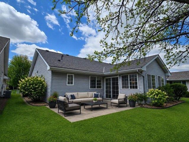 9244 Dunbar Knl N, Brooklyn Park, MN 55443