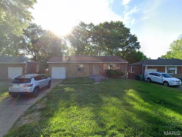 9244 Edna St, Saint Louis, MO 63137