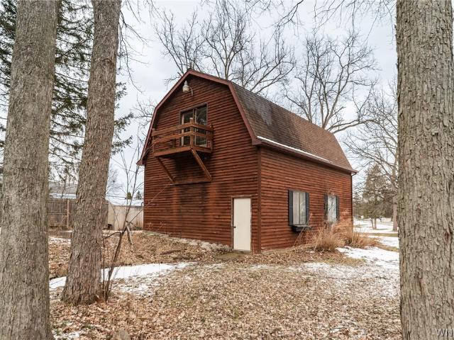 9244 Robbins Road