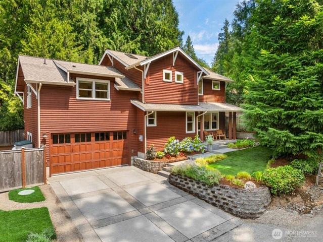 9246 Fletcher Bay Rd NE, Bainbridge Island, WA 98110