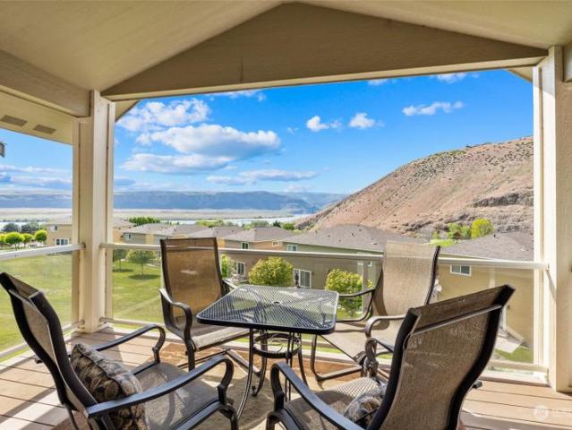 9246 Red Cliff Drive Northwest, Unit B66, Quincy, WA 98848