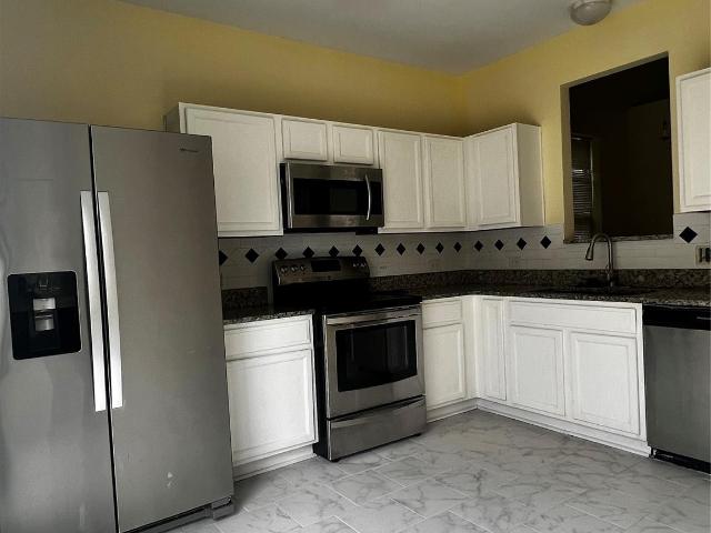 9247 Cranfield Lane