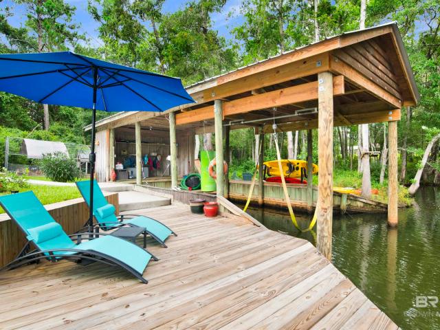 9248 Hammock Road