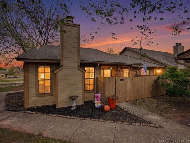 9248 S Urbana Ave Unit 11A, Tulsa, OK 74137