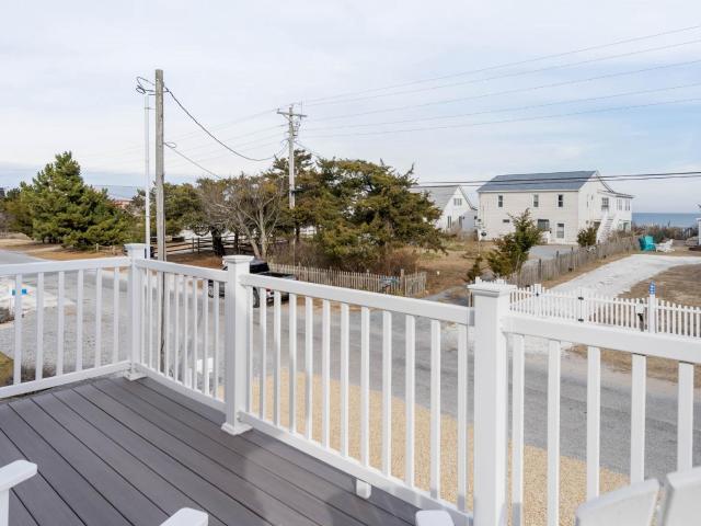 9248 Shore Dr, Milford, DE 19963 | MLS #DESU2101