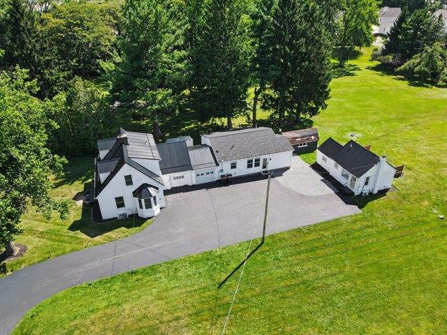 9248 Woodworth Rd, Youngstown, OH 44555