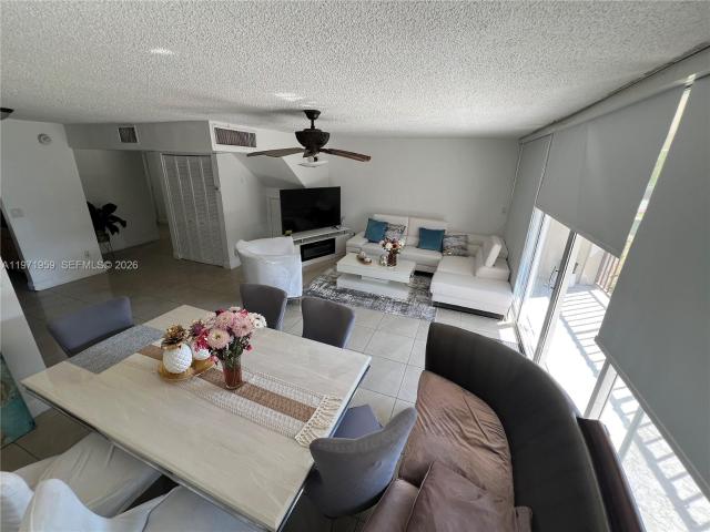 9240 Fontainebleau Blvd, Unit 207, Miami, FL 33172 | MLS #A11971