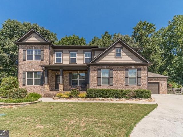 9240 Hollywood Dr, Gainesville, GA 30506