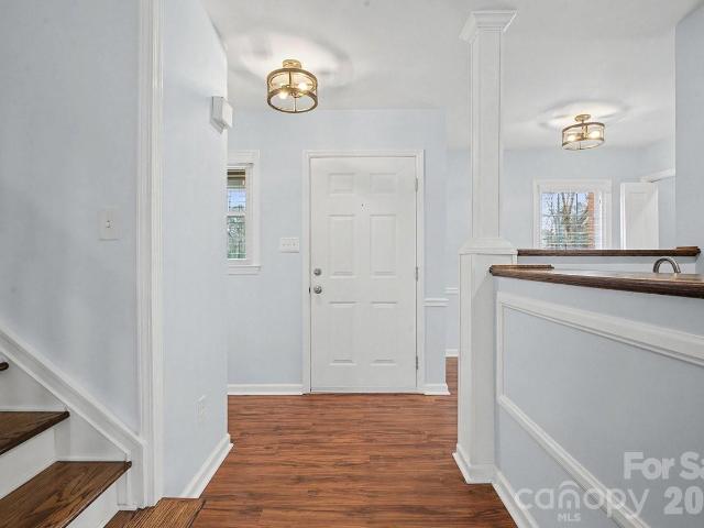 9241 N Vicksburg Park Ct, Charlotte, NC 28210 | MLS #4341 | Compass