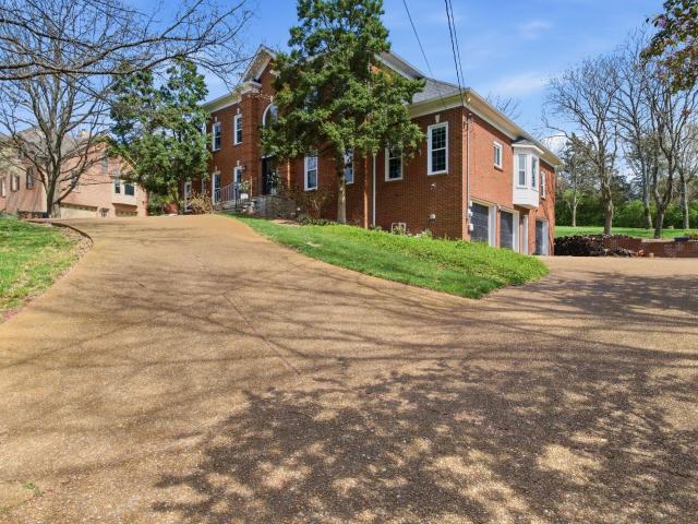 9241 Hunterboro Dr