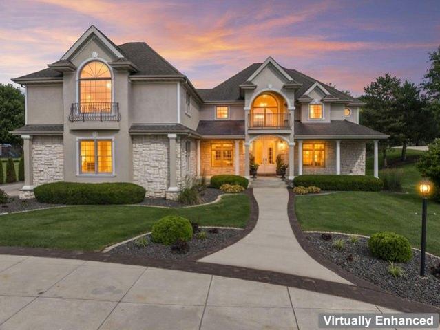 9241 Ruth Ct, Saint John, IN 46373