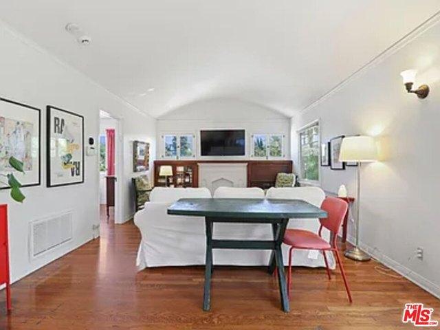 924 1/4 Maltman Ave, Los Angeles, CA 90026